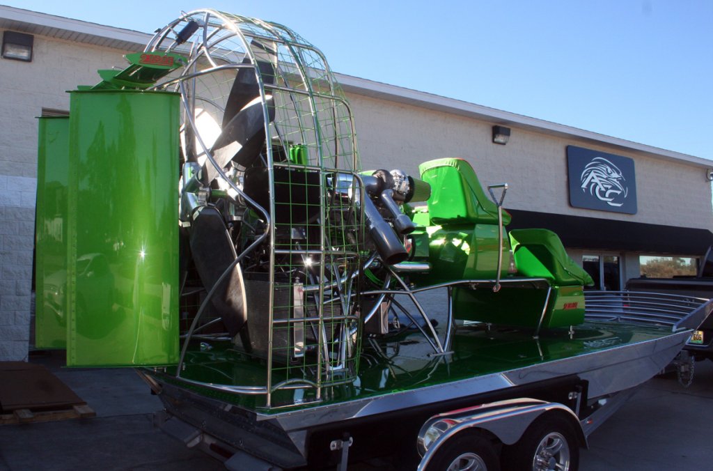 Air Boat With A 2,500 HP Twin-turbo V8 – Engine Swap Depot