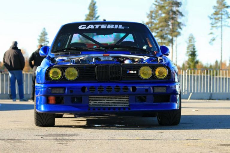 BMW E30 M3 with a 1000 hp Turbo 2JZ Inline-Six – Engine Swap Depot