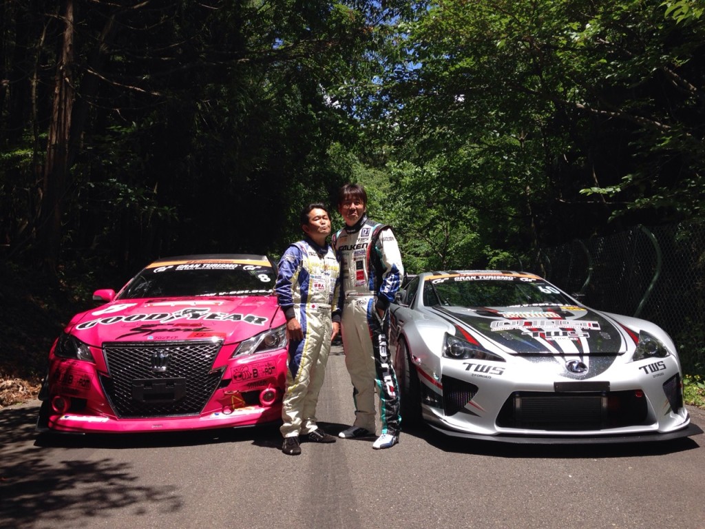 Video of V8 Powered Lexus LFA and Toyota Crown Drifting – Engine Swap Depot