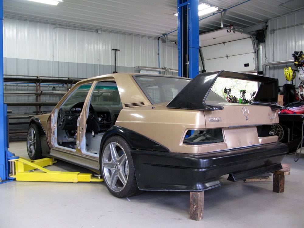 Mercedes 190E Wrapped Around a C63 AMG – Engine Swap Depot