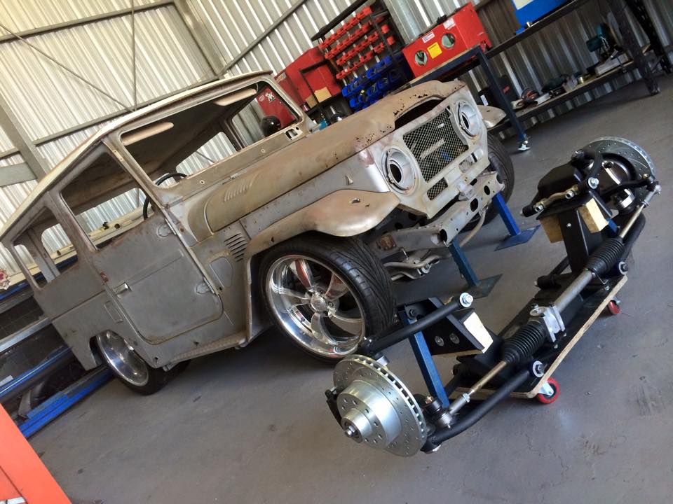 Toyota FJ40 with a Supercharged Big-block V8 – Engine Swap Depot