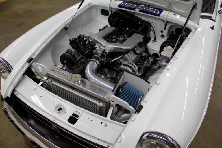 1980 MGB with a 3.4 L V6 – Engine Swap Depot