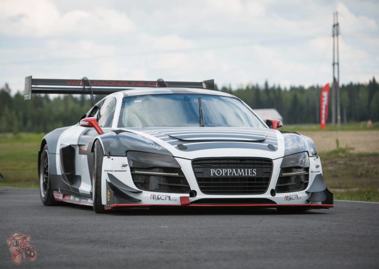 Audi R8 with a Twin-Turbo V10 – Engine Swap Depot