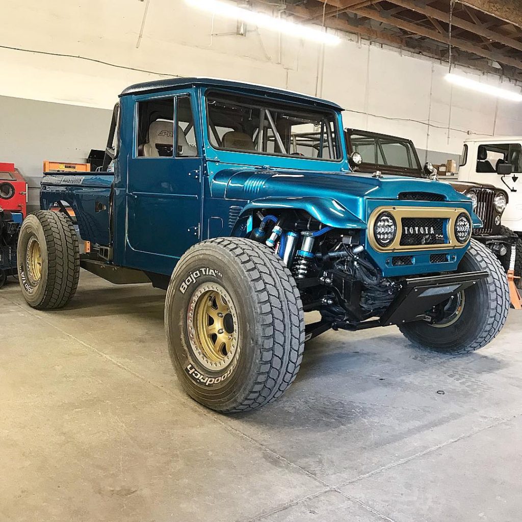 Toyota FJ45 with a Supercharged 3UR-FE V8 – Engine Swap Depot