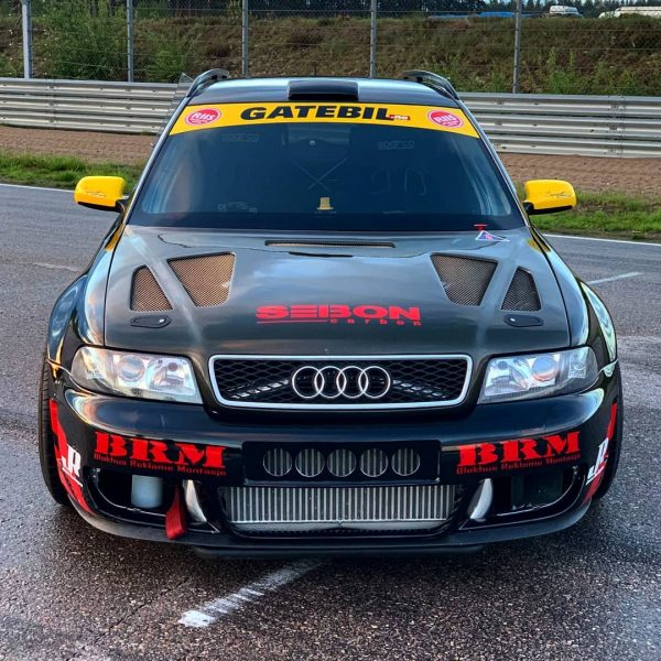 Audi RS4 with a 1300+ hp Twin-Turbo 4.2 L V8 – Engine Swap Depot