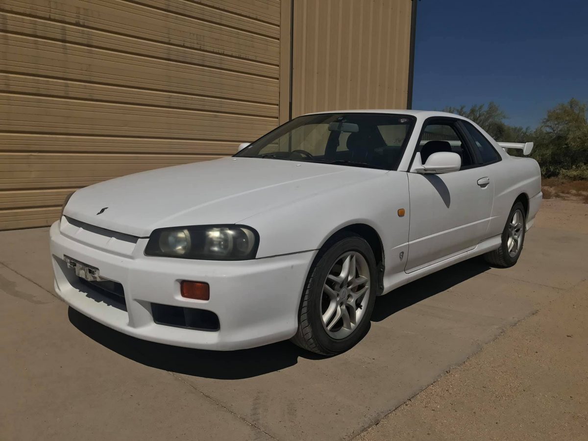 Nissan R34 Skyline with a Supercharged LS3 V8 – Engine Swap Depot
