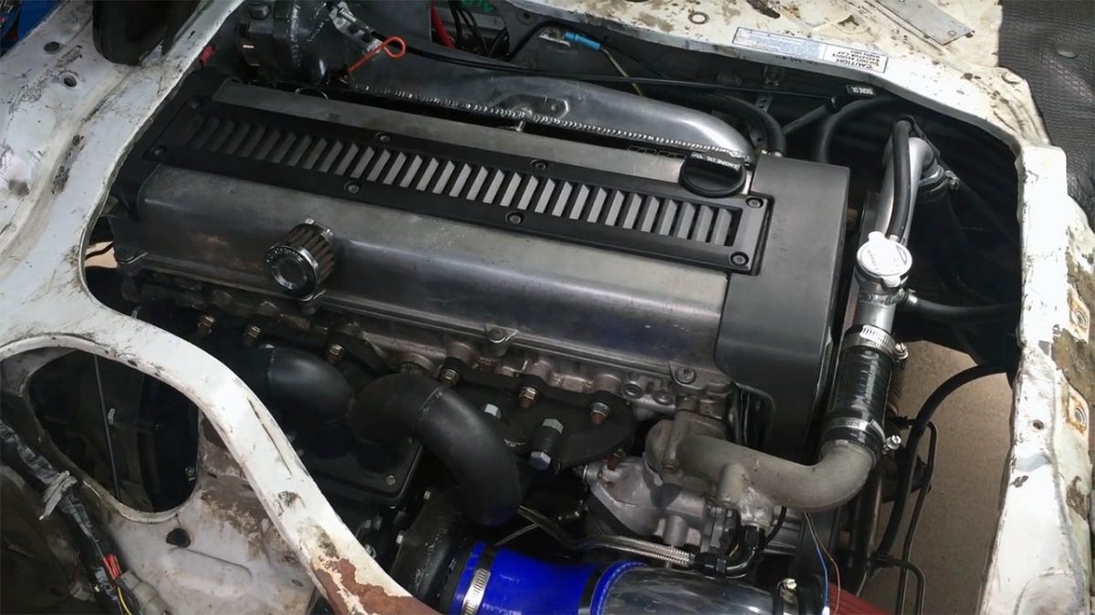 Mitsubishi L300 Van with a Turbo 1JZ-GTE Inline-Six - engineswapdepot.com