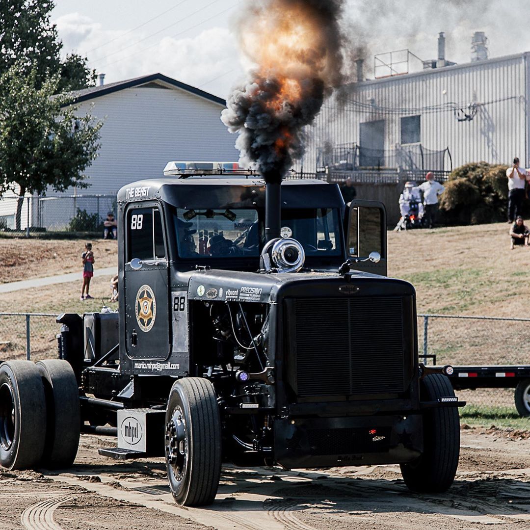 Peterbilt – Engine Swap Depot