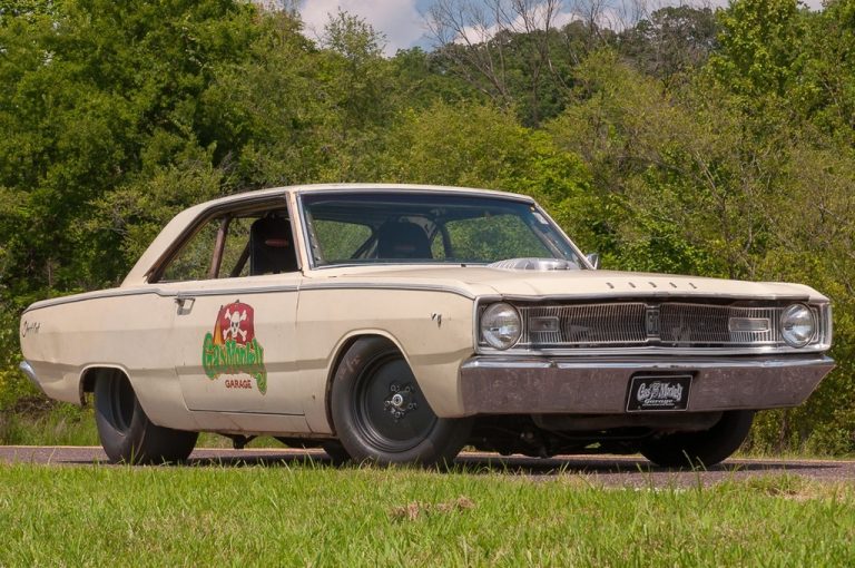 For Sale: 1967 Dodge Dart with a Supercharged Hellcat V8 – Engine Swap ...