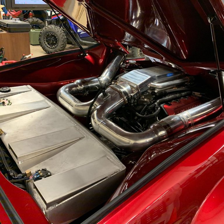 1972 Pantera with a Supercharged Coyote V8 - engineswapdepot.com