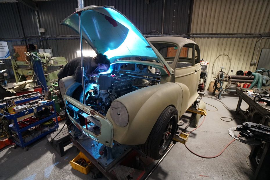Custom Morris Minor with a Zetec Inline-Four and MX-5 Suspension ...