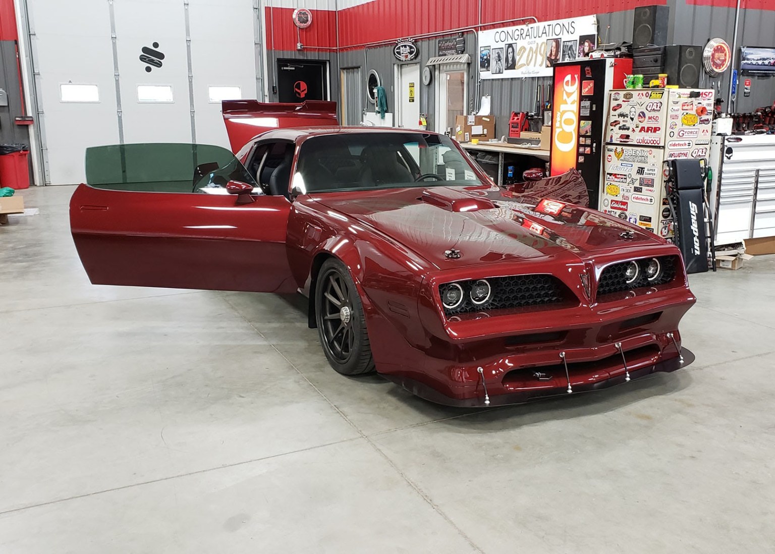 1977 Firebird Trans Am with an 800 whp Supercharged LT4 V8 ...
