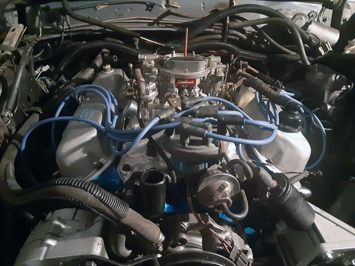 1984 Ford LTD with a 351 Windsor V8 – Engine Swap Depot