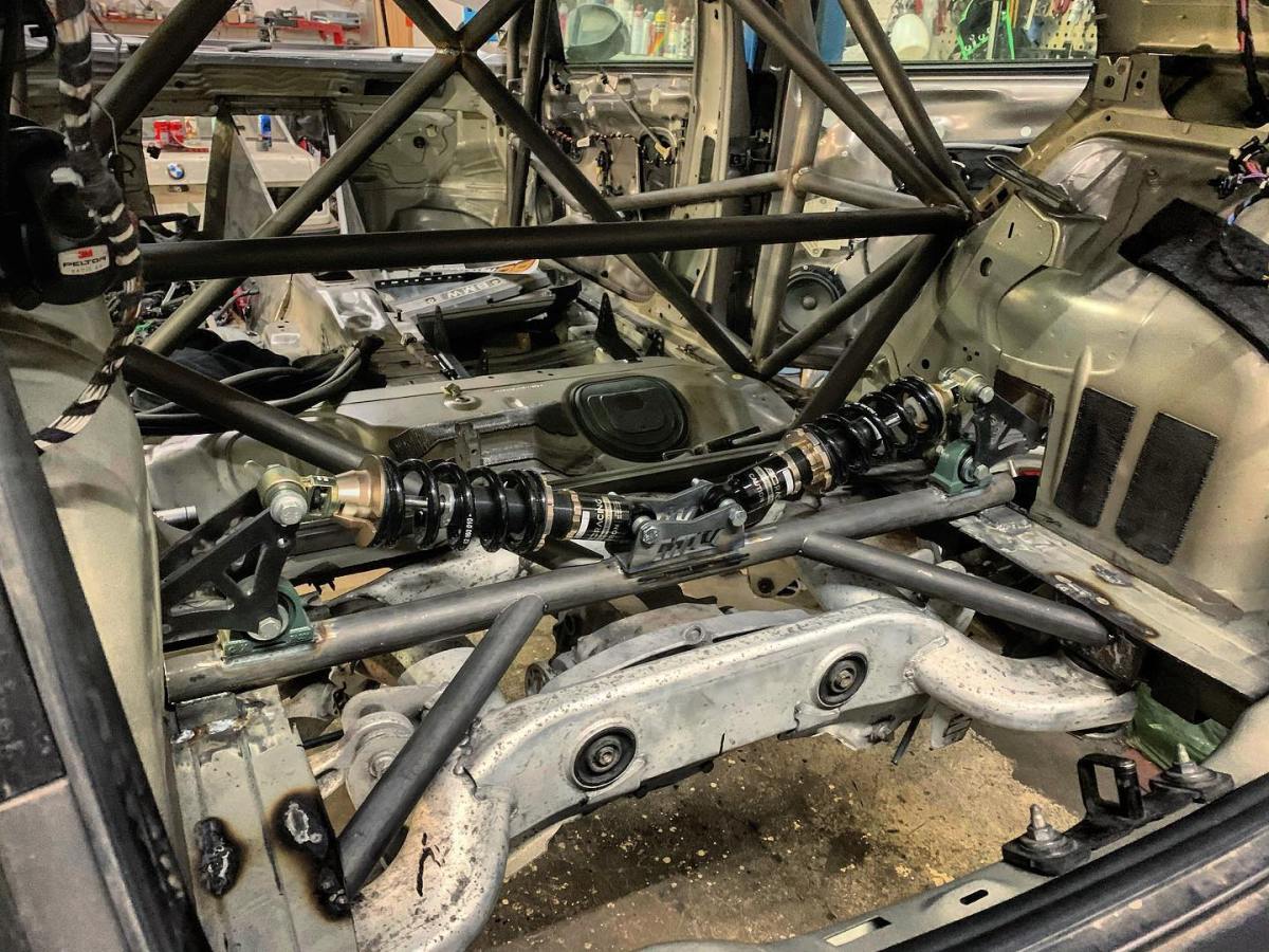 RWD Golf Mk7 with a BMW M60 V8 07 – Engine Swap Depot