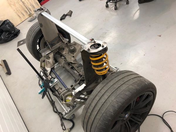 RWD Volvo 850 with a BMW S65 V8 – Engine Swap Depot