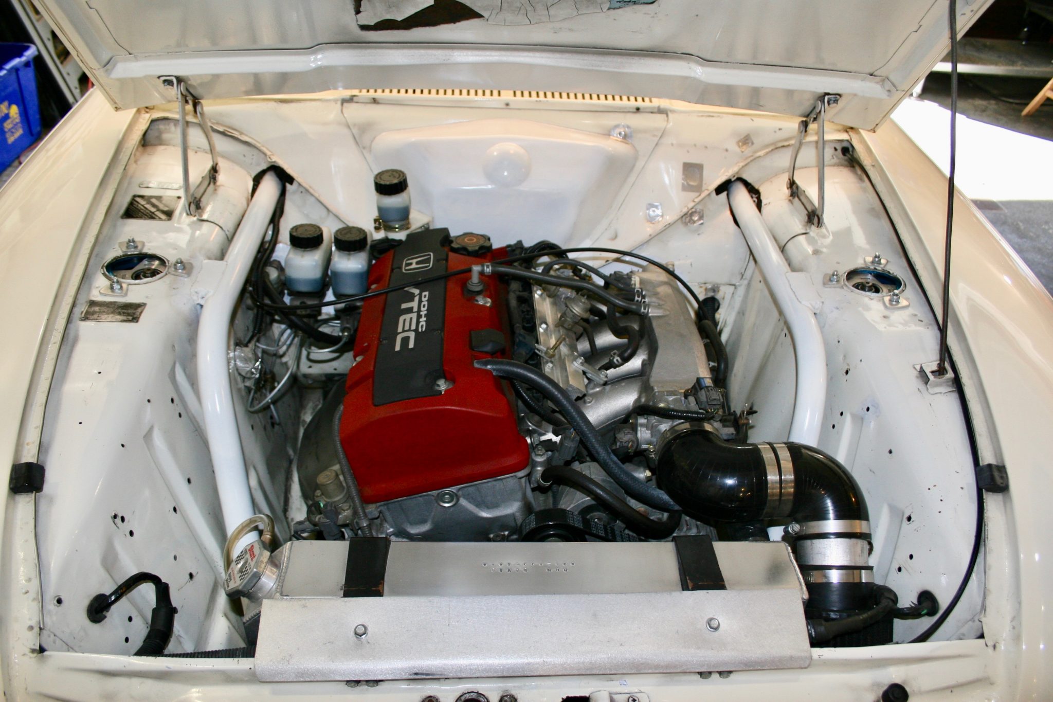 1965 Ford Cortina with a Honda F20C inline-four 04 – Engine Swap Depot