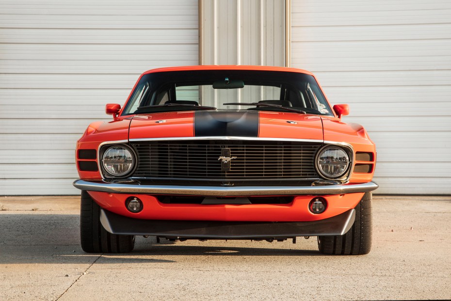 1970 Boss 302 with an Accufab Modular V8 - engineswapdepot.com