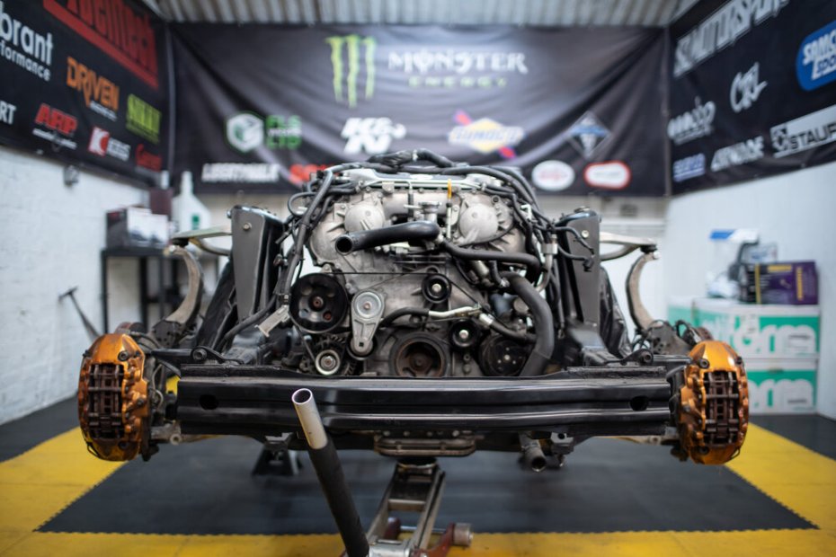 Nissan Navara with a Twin-Turbo VR38DETT – Engine Swap Depot