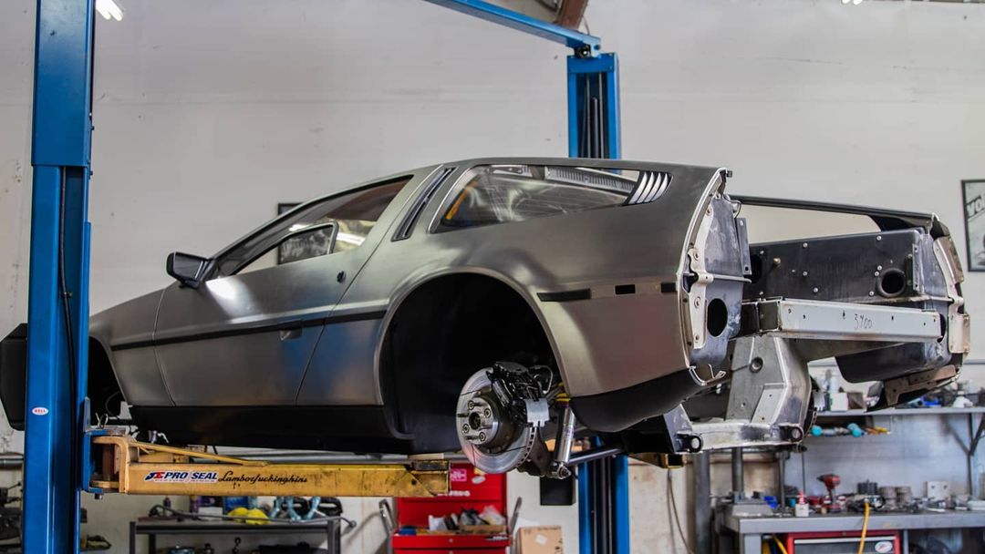 DeLorean with a Twin-Turbo Hyundai V6 - engineswapdepot.com