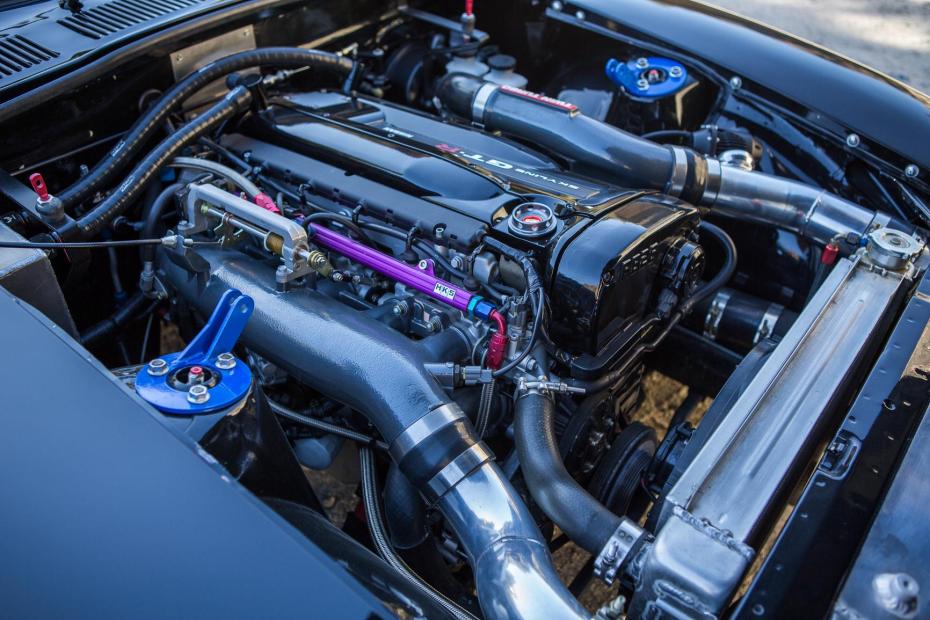 Datsun 240Z with a Twin-Turbo RB26DETT – Engine Swap Depot