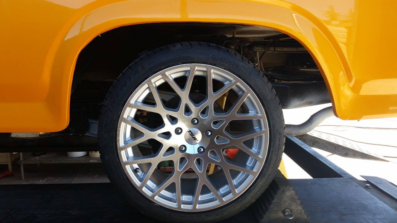 1985 Ford F-150 on a Crown Vic Chassis - engineswapdepot.com