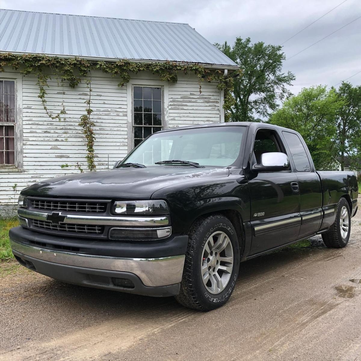 2000 Silverado 1500 truck with a turbo 8.1 L Vortec V8 01 – Engine Swap ...