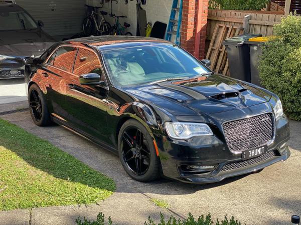 2016 Chrysler 300 SRT with a 971 whp Supercharged 6.2 L Hemi V8 – Engine Swap Depot