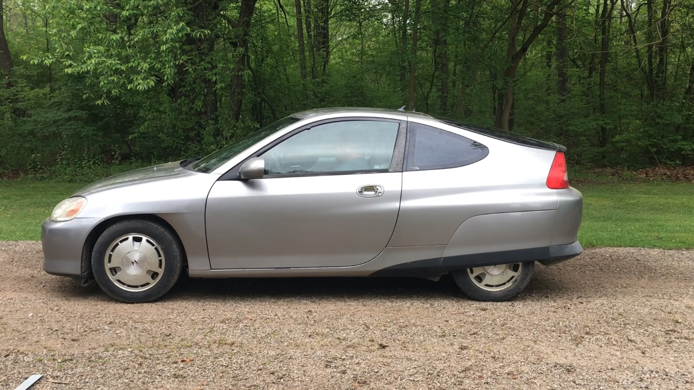 Honda Insight with a 420 cc Single-Cylinder