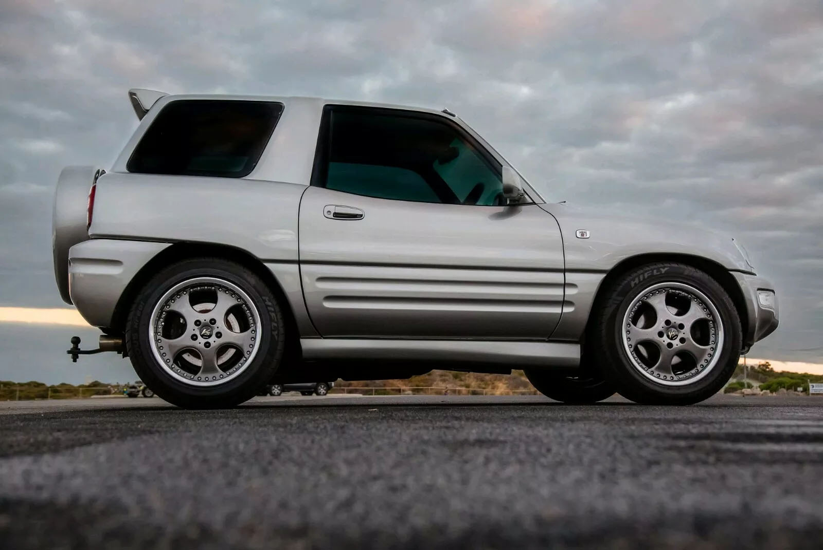 Toyota RAV4 with a turbo 3S-GTE inline-four 06 – Engine Swap Depot