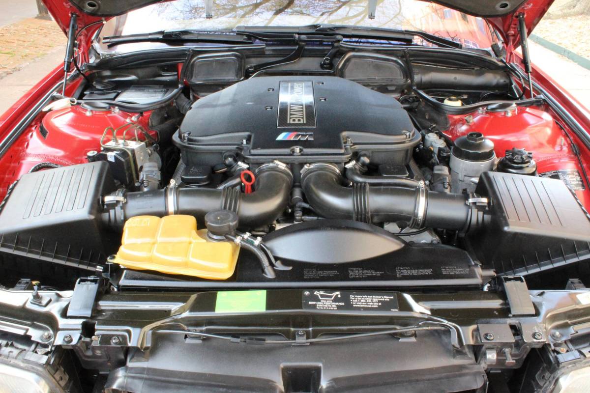2001 BMW 740i with a S62 V8 – Engine Swap Depot