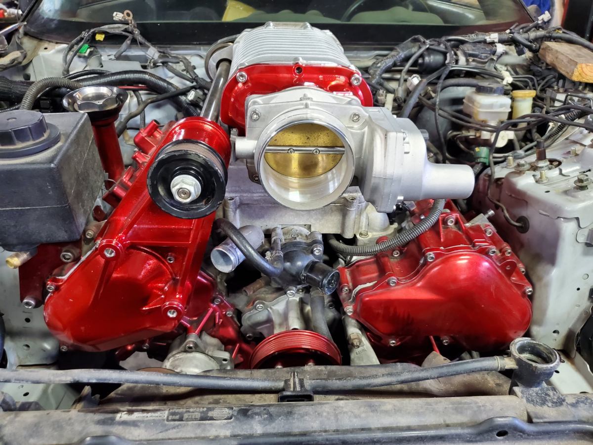Nissan 350Z with a Supercharged VK56 V8 - engineswapdepot.com