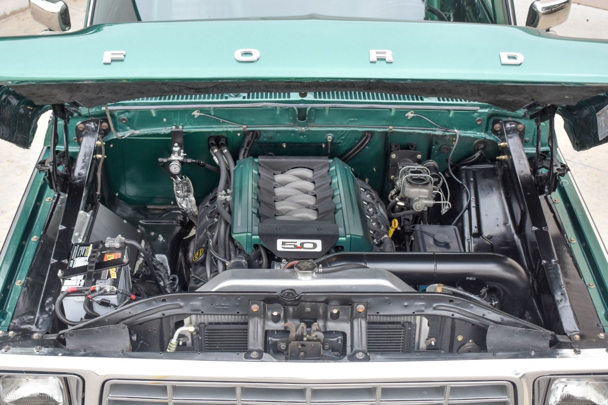 1979 Bronco Ranger XLT with a Coyote V8 – Engine Swap Depot