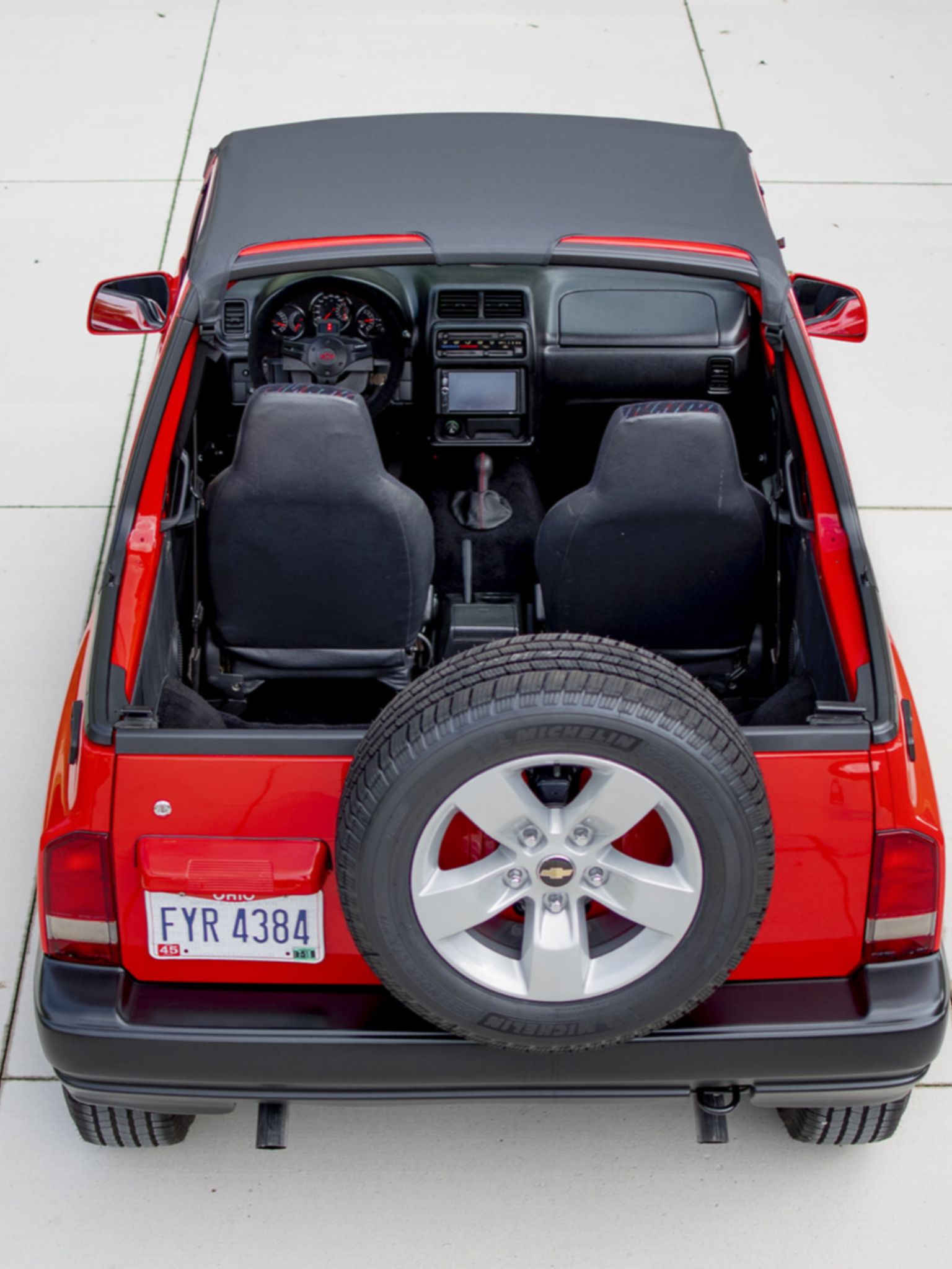 1996 Geo Tracker with a 3.6 L Chevy V6 - engineswapdepot.com