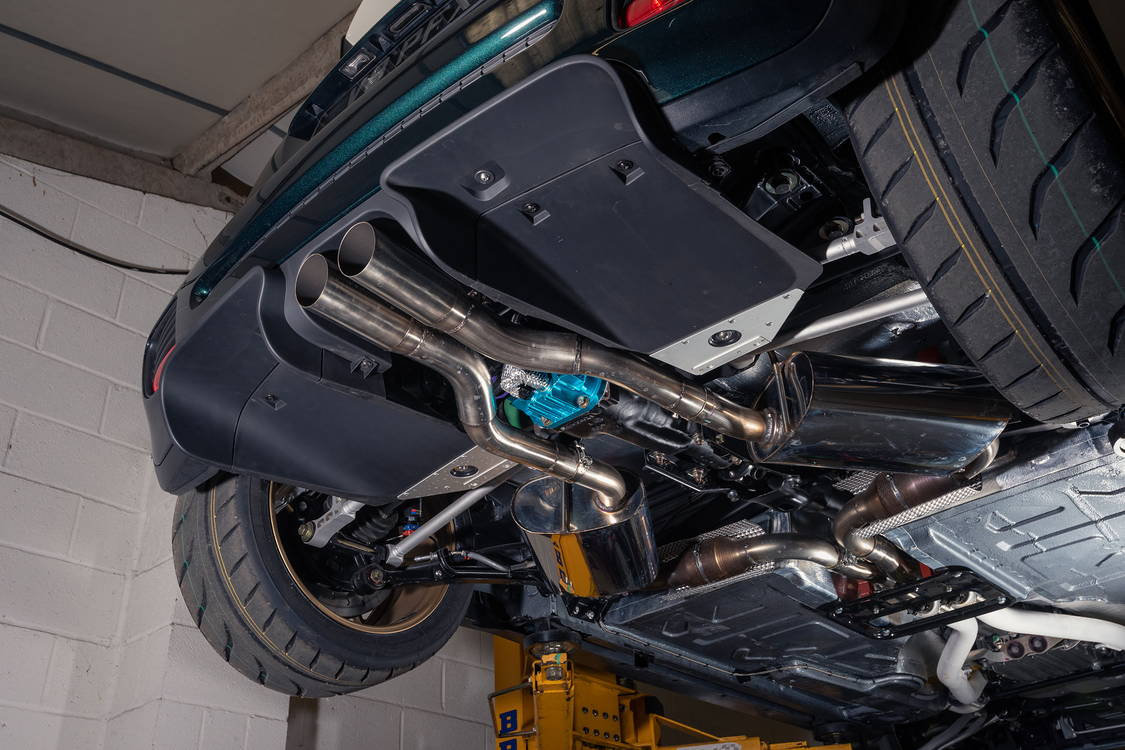 Vini the V8 Mini - engineswapdepot.com