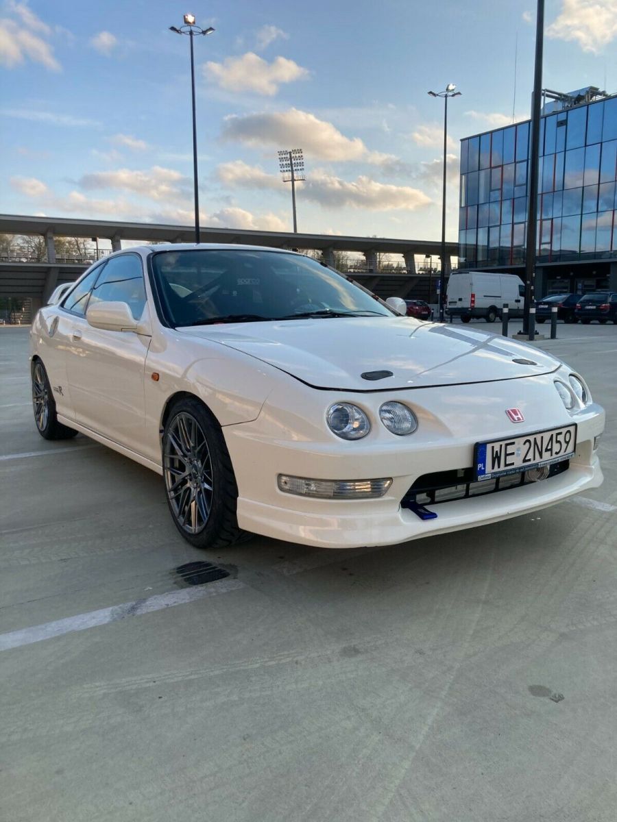 For Sale: 1998 Integra Type R Race Car with a K20 - engineswapdepot.com