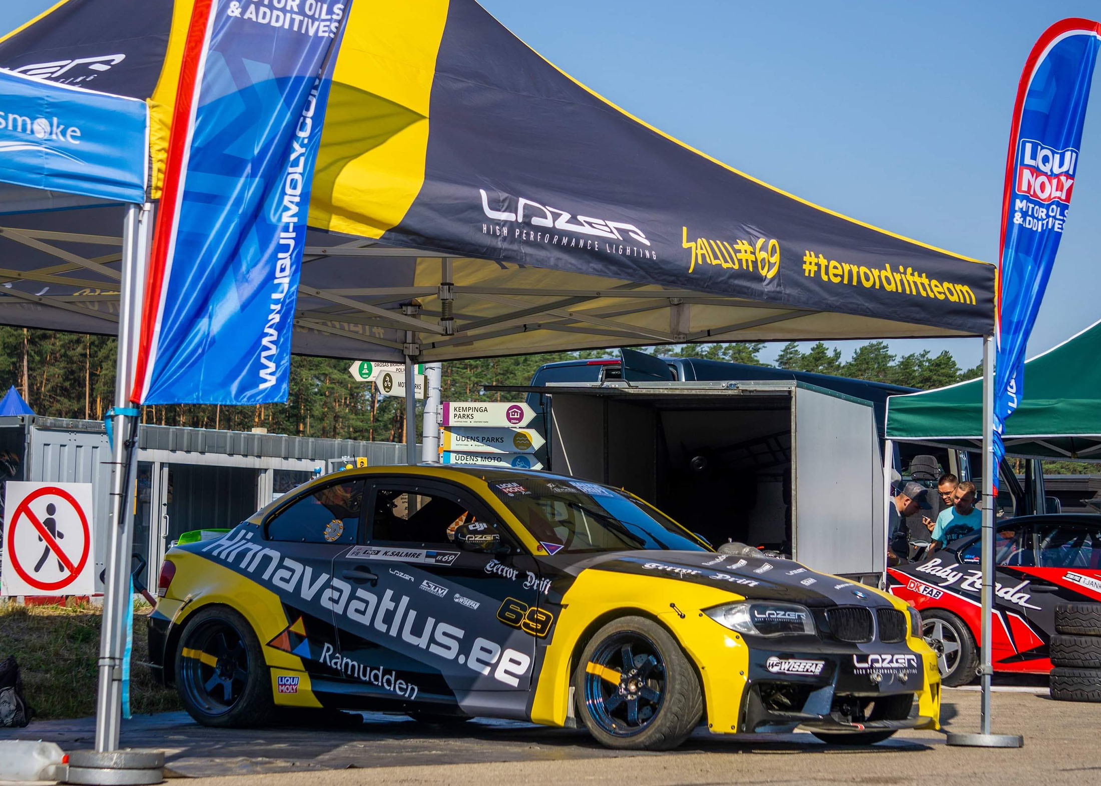 BMW E82 with a Dodge NASCAR V8