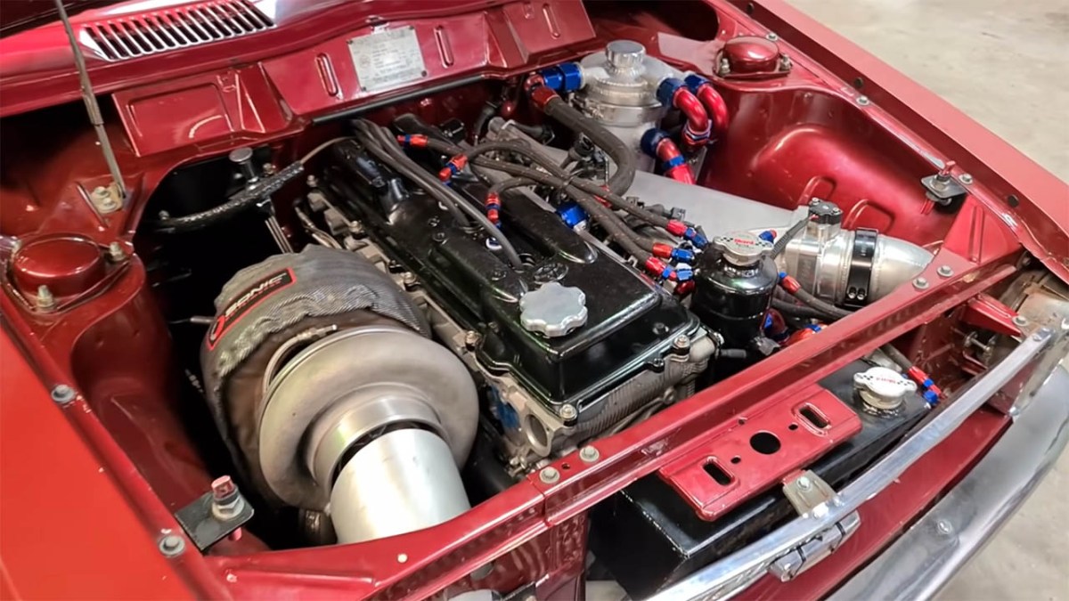 Corolla with a 831 hp Turbo 3RZ Inline-Four – Engine Swap Depot