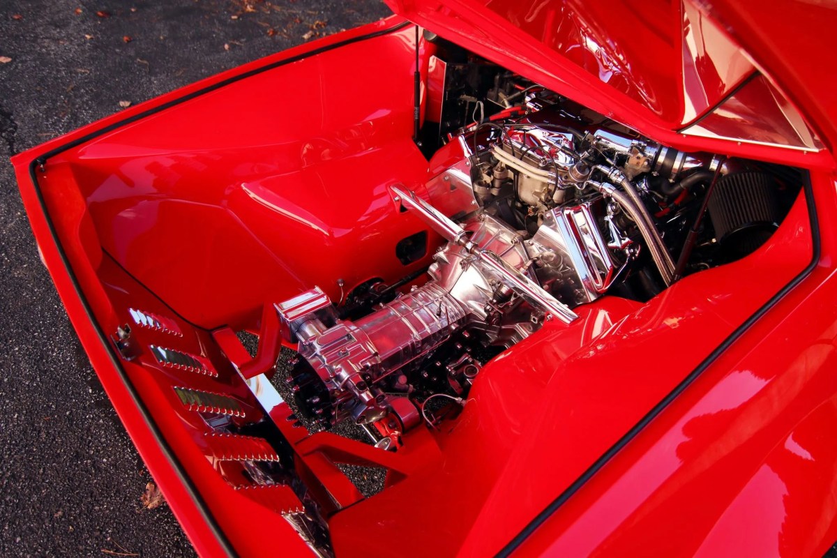 1972 Pantera with a 4.6 L Modular V8 - engineswapdepot.com