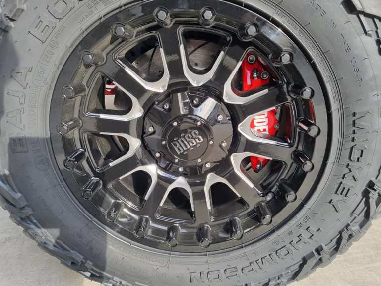 Ford Ranger Raptor with a 5.0 L Coyote V8 – Engine Swap Depot