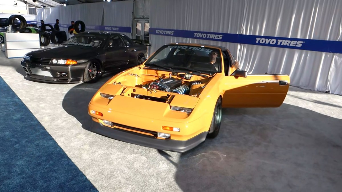 Nissan 300ZX with a 2.8 L RB-Series Inline-Six – Engine Swap Depot