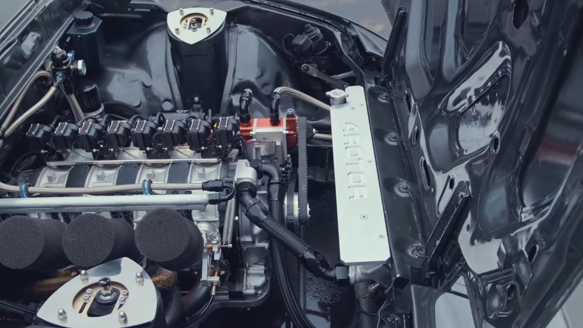 Mazda RX-7 with a 26B Four-Rotor – Engine Swap Depot