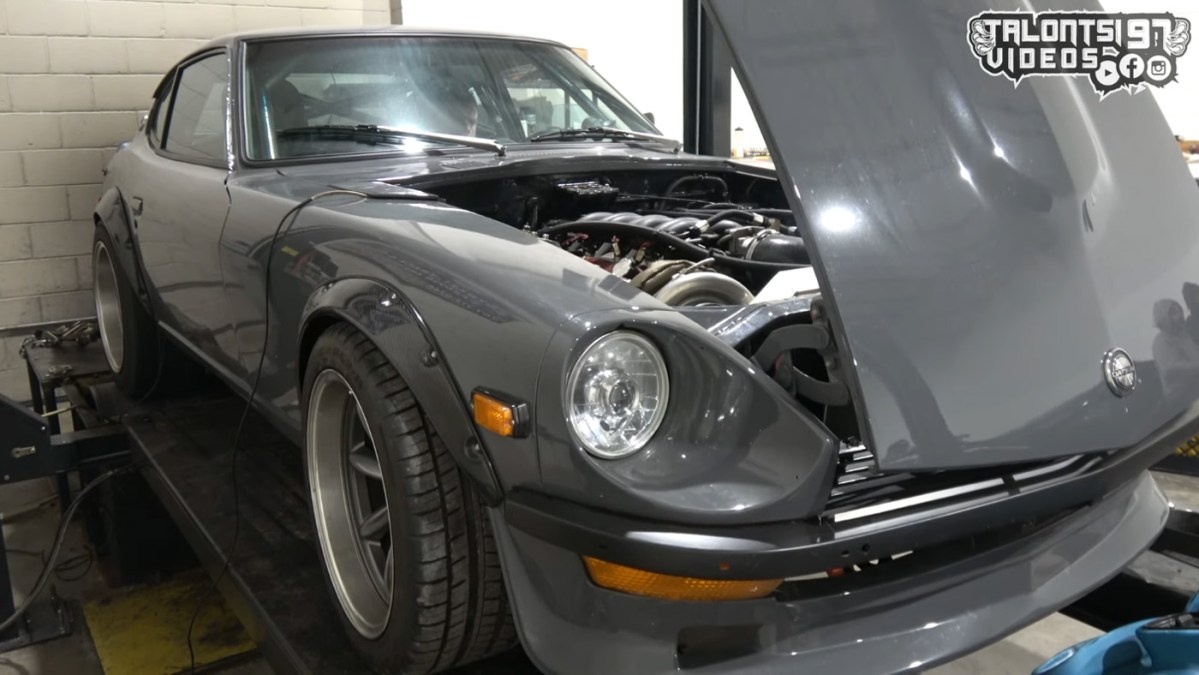 1971 Datsun 240Z with a Turbo 4.8 L V8 - engineswapdepot.com