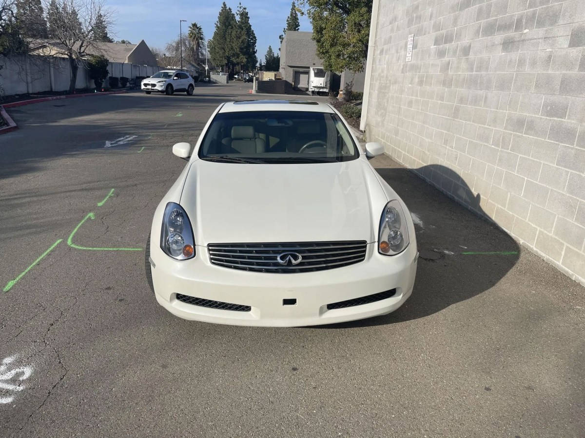 2005 Infiniti G35 with a LS3 V8 02 – Engine Swap Depot