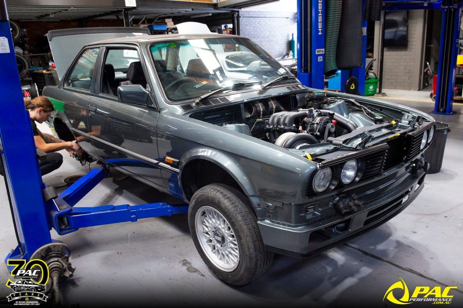 Engine Swap Depot – Boosting Performance Through Creative Surgery